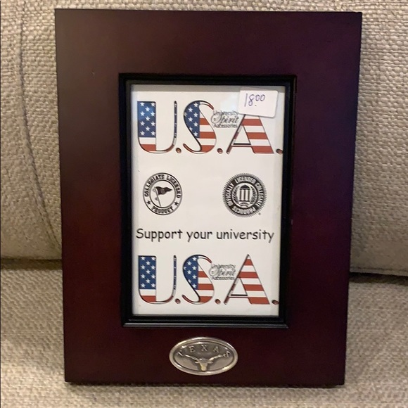 Accents | Texas Ut Wood 4x6 Frame With Metal Embellishments | Poshmark